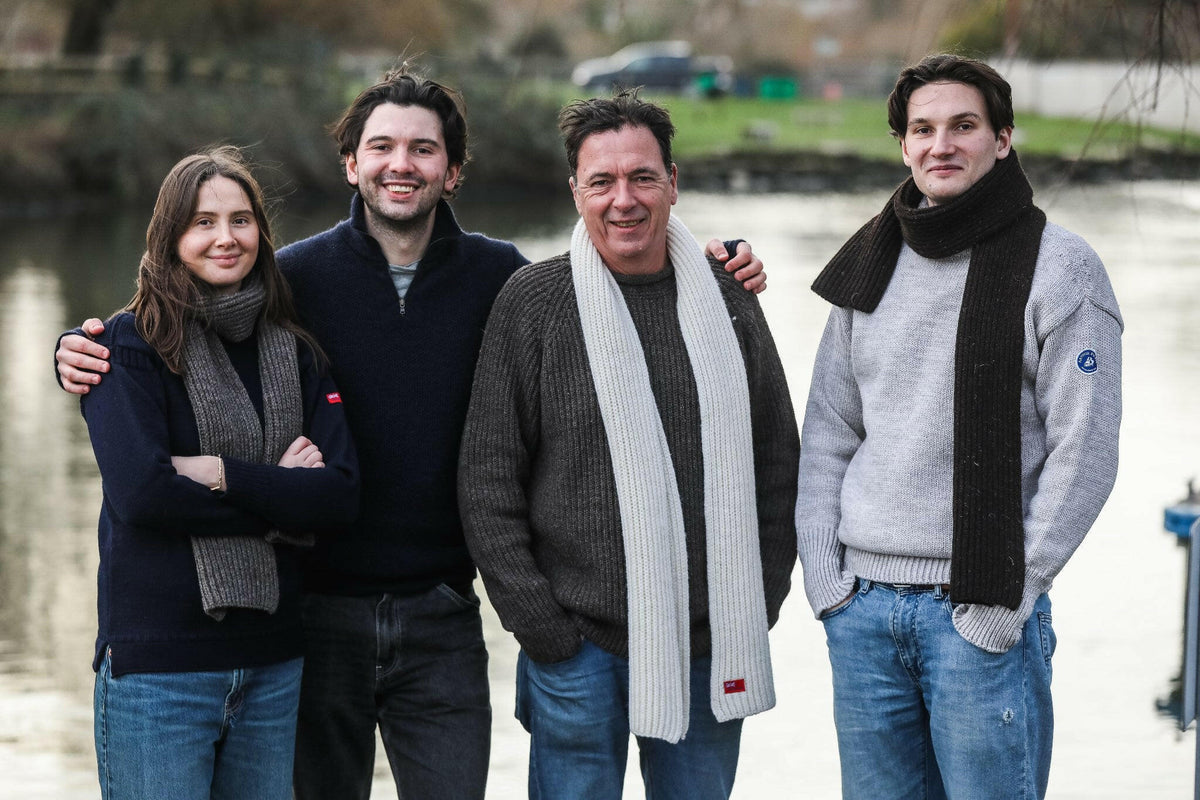 Bamboo Base Layer Roll Neck Size Guide | Arthur Beale